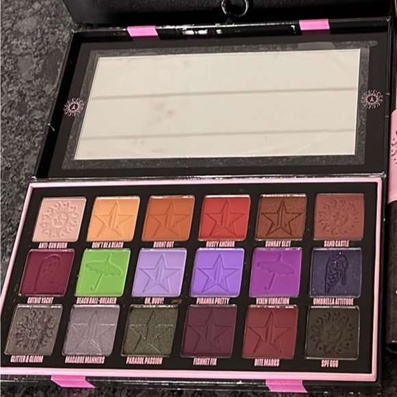 Jeffree Star | Makeup | Jeffree Star Gothic Beach Artistry Palette Just ...